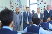 مناقشة الجوانب المتعلقة بترميم وصيانة عدد من الطرق في حجة – الثورة نت